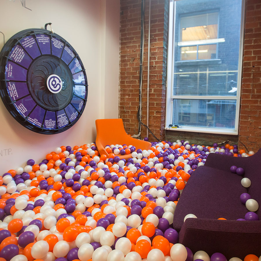 Work in a G Adventures office - G Adventures