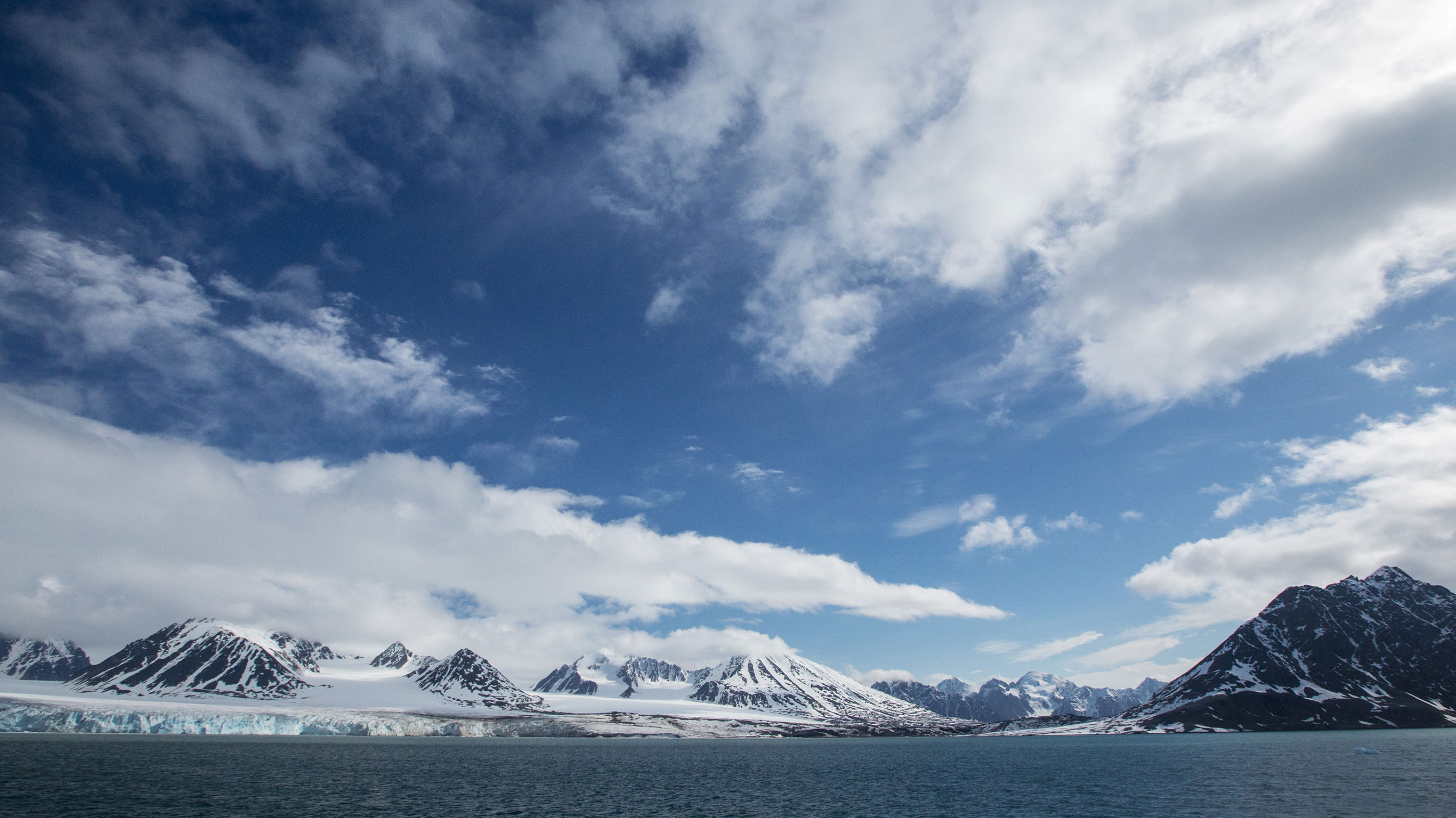 Arctic Highlights Northbound - G Adventures (Tour XVRLNX-10830)