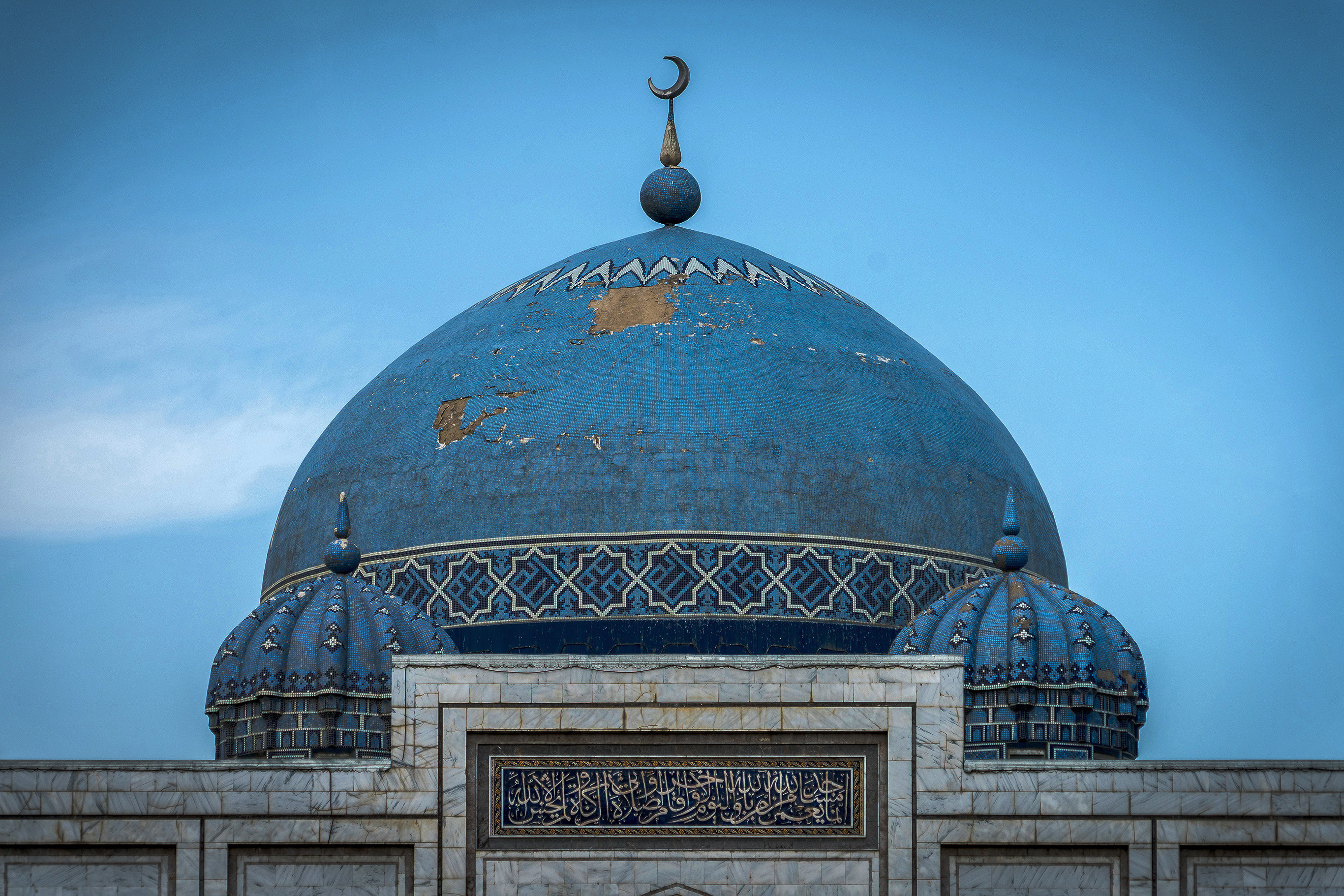 4 tips for respectfully visiting religious sites